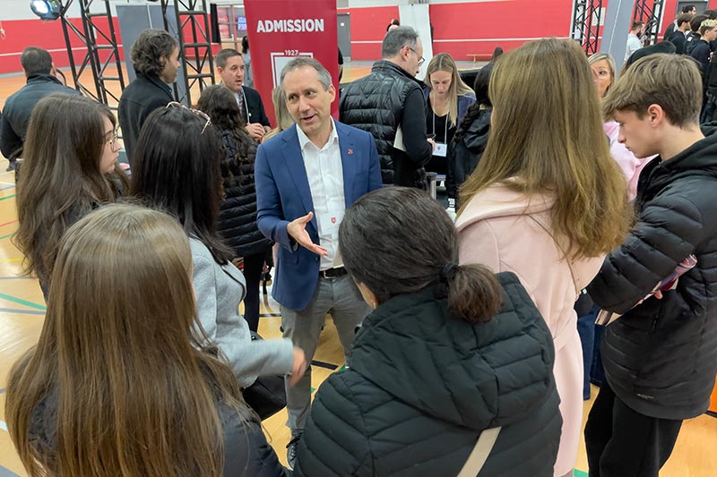 Succès éclatant : les portes ouvertes du Collège André-Grasset ...